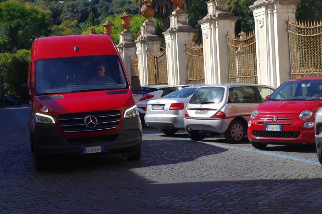 Test drive Mercedes-Benz Sprinter – Camion E Furgoni Mag