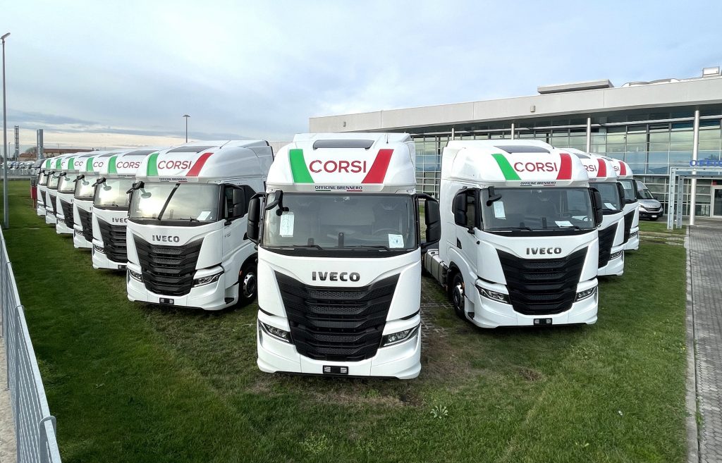35 IVECO S-WAY destinati al trasporto frigo per Corsi – Camion E ...