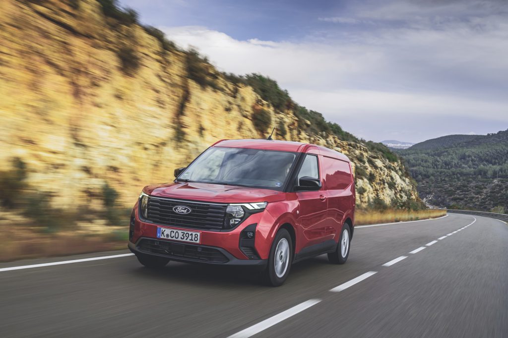 Nuovo Ford Transit Courier – Camion E Furgoni Mag